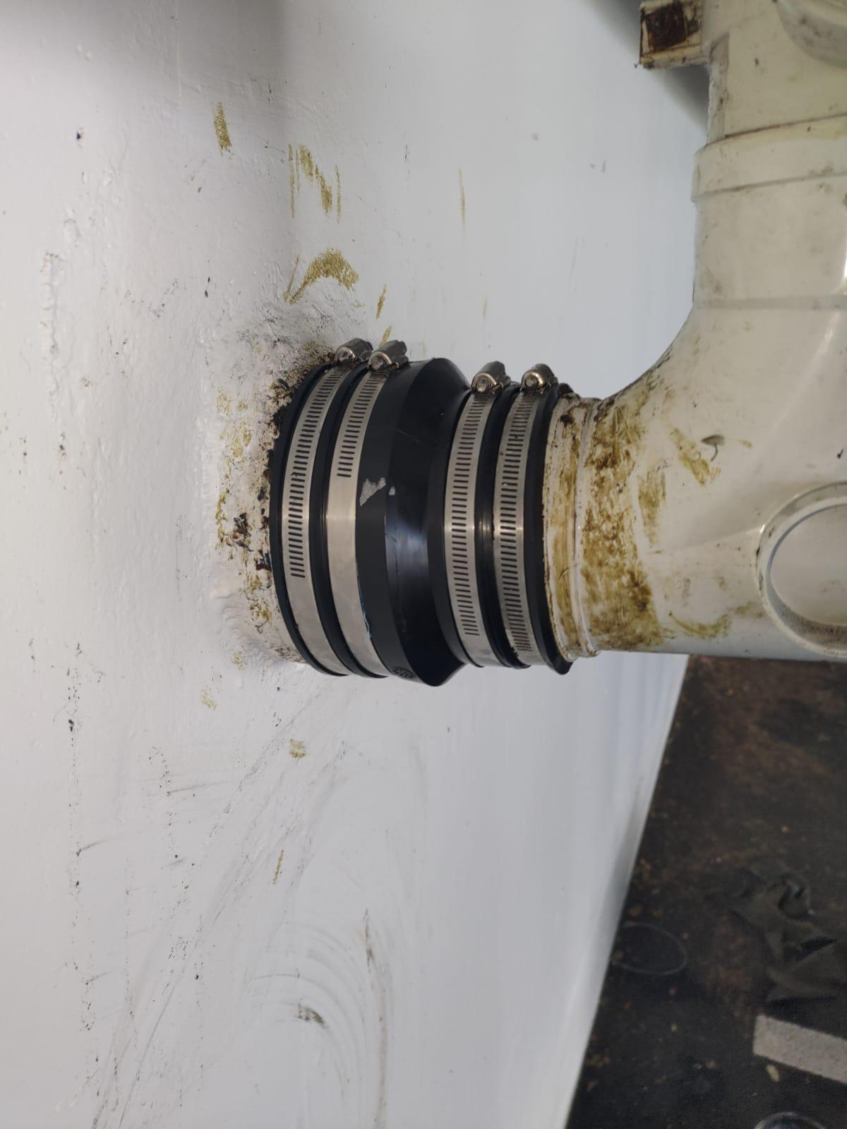 Sewer Pipe Rubber Joint Replacement - Response Drain Unblocking Sewer Pipe Rubber Joint Replacement - Response Drain Unblocking